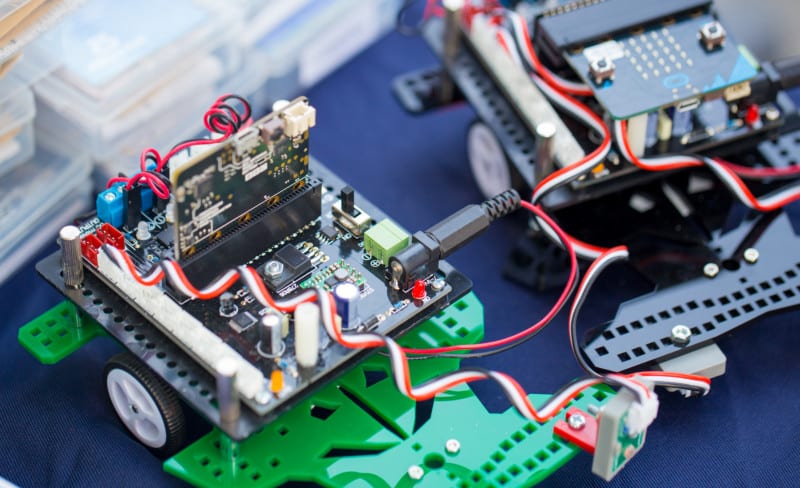 Best Robotic Kits for High School Students - STEM Toys UK